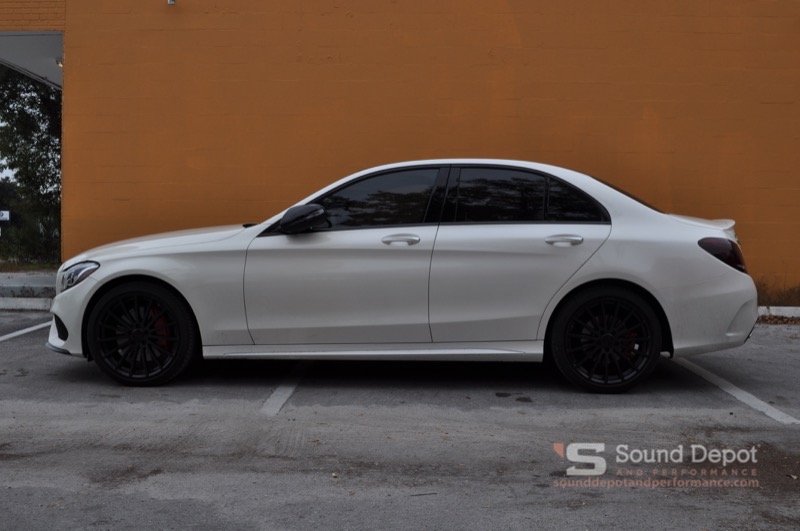 Mercedes-Benz C300 Audio And Cosmetic Upgrades For Ocala Client